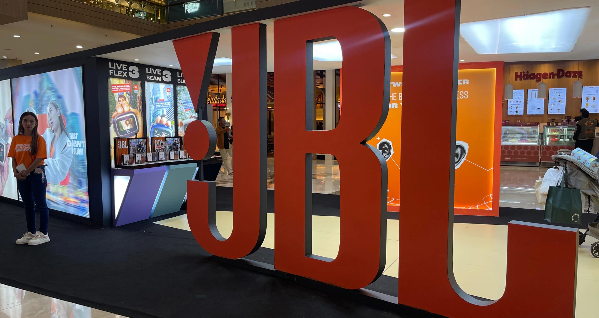 The Ultimate Sound Journey di Pameran JBL - Kota Kasablanka